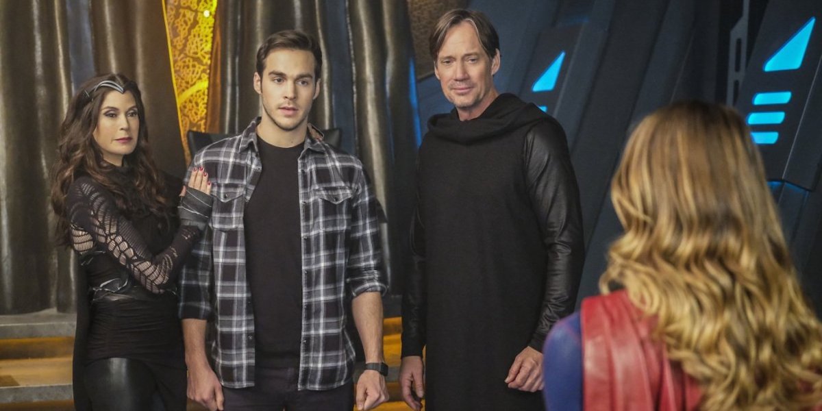 Review: Supergirl 2×16 – Star-Crossed – Fandom Factory